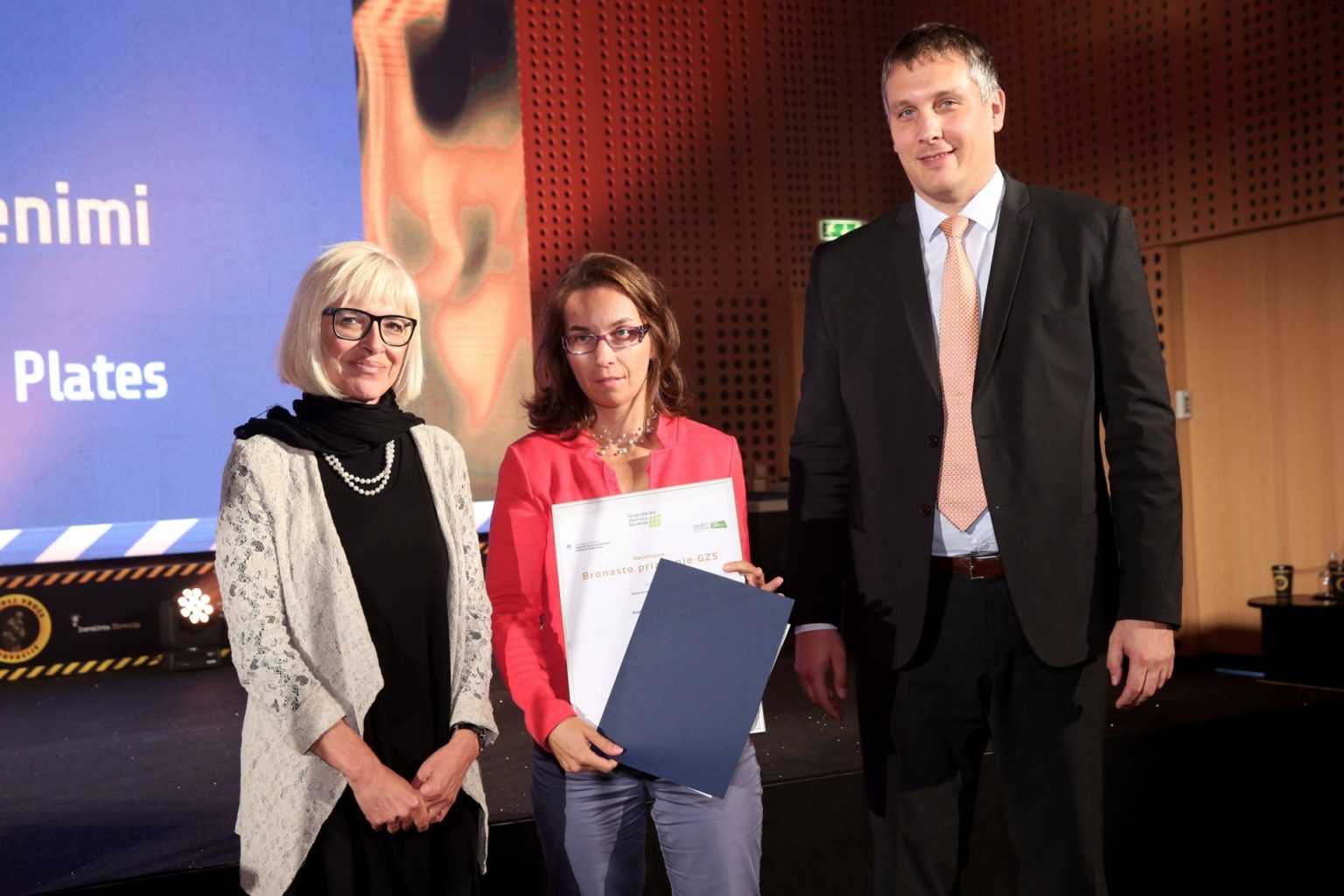 Luka Koper nagrajena za inovacijo - Luka Koper d.d.