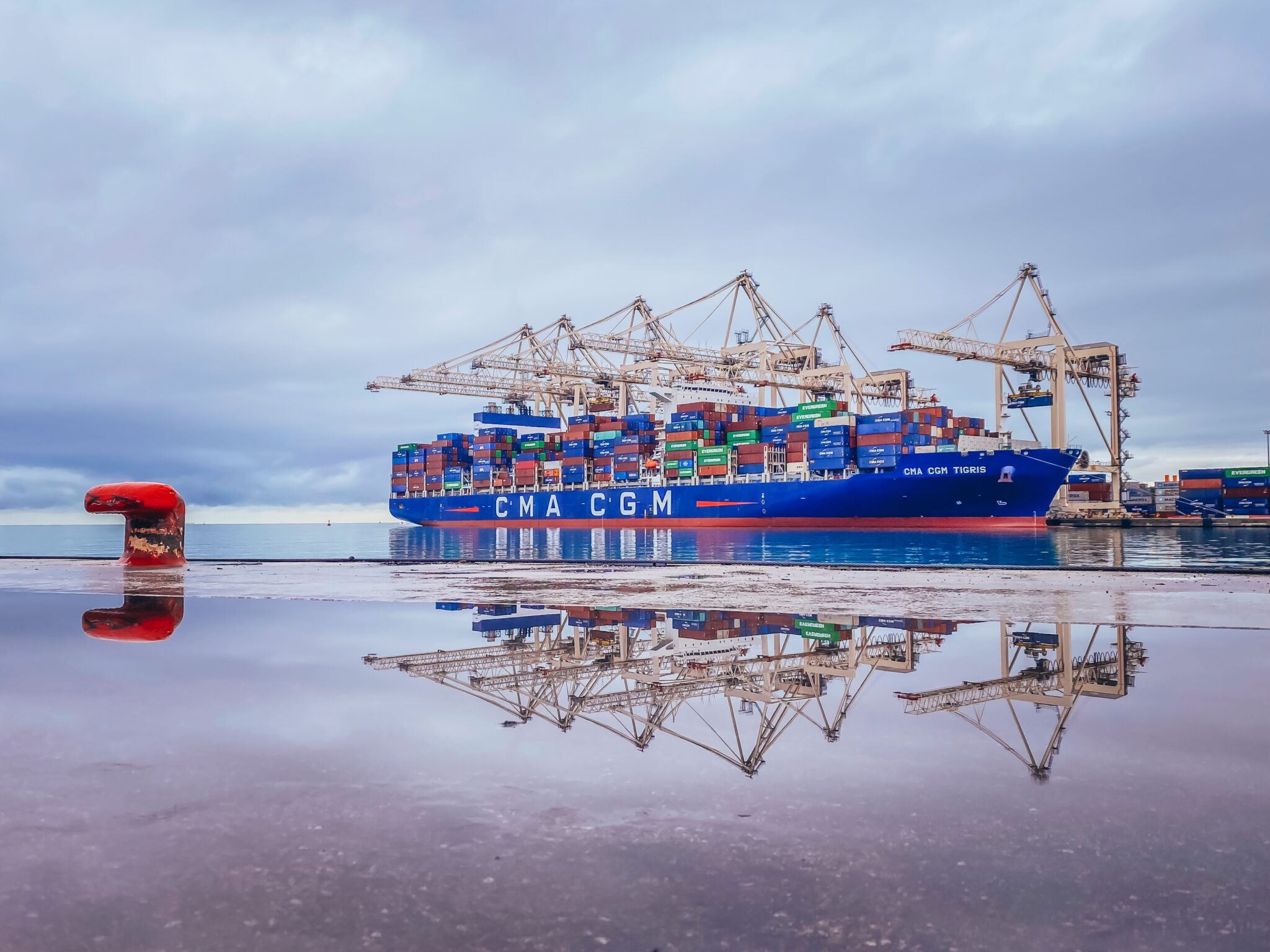 CMA CGM Tigris - 9.736 loaded/unloaded TEUs - Luka Koper d.d.